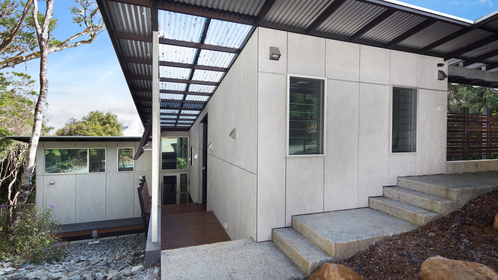 Award-winning rainforest house with Barestone - Inspiration | Cemintel