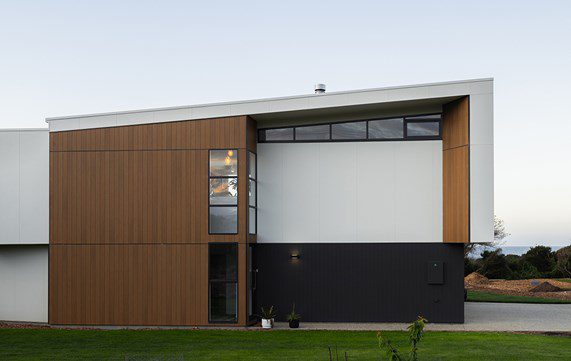 Familiar Territory in The Aisling House, Tasmania | Cemintel