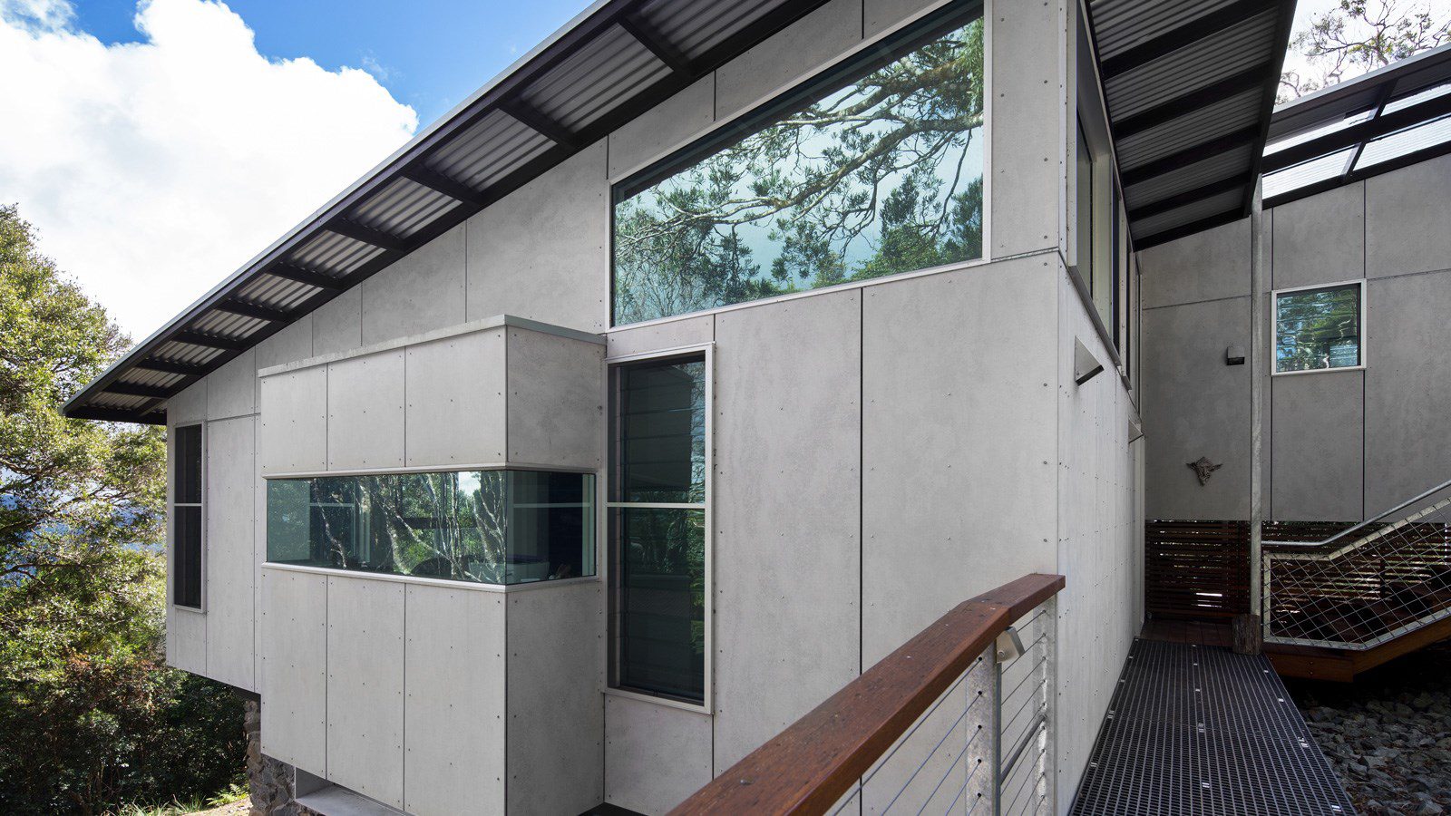 Award-winning rainforest house with Barestone - Case Studies | Cemintel