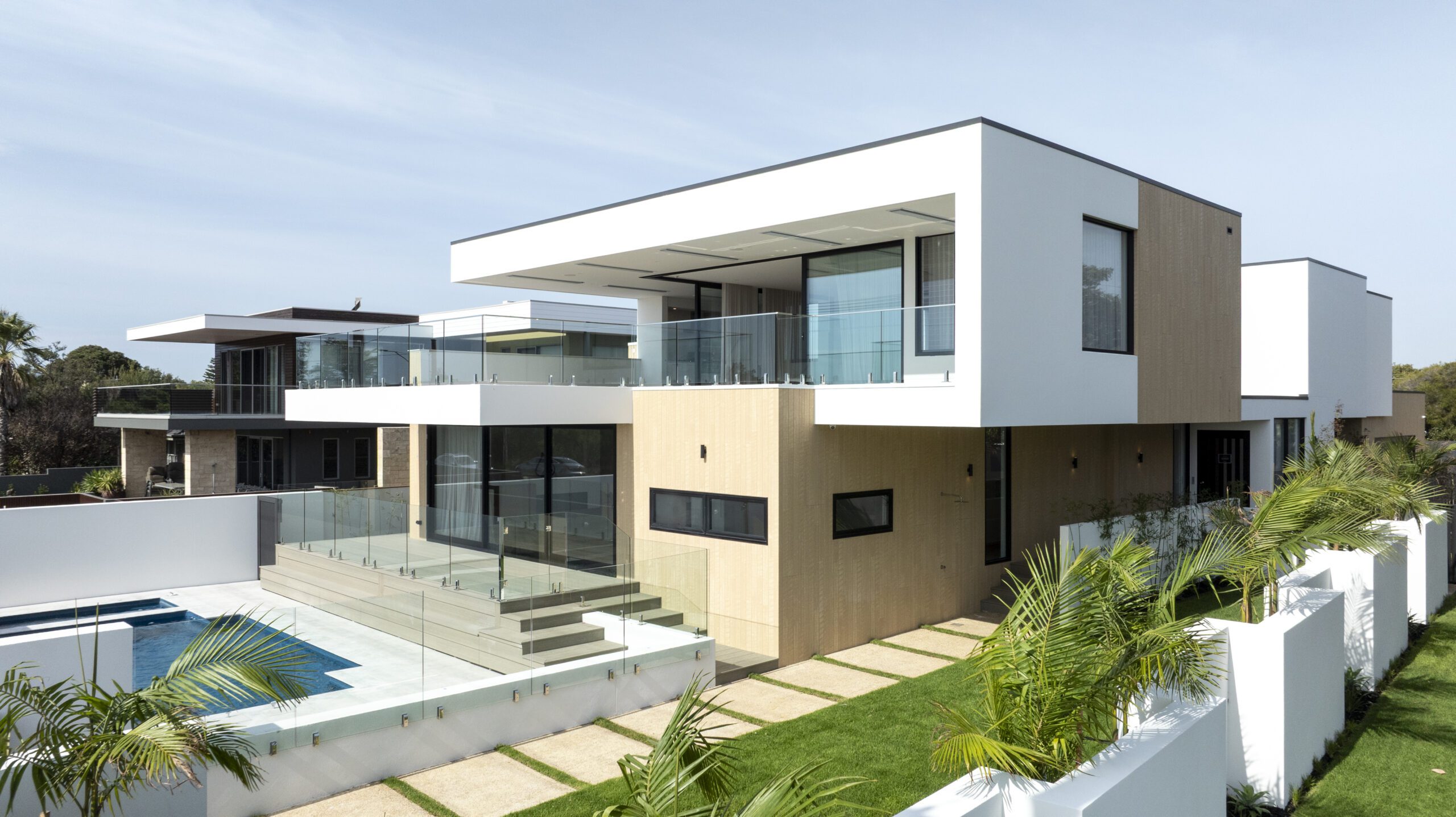 A Coastal Retreat Defined by Design and Durability | Cemintel